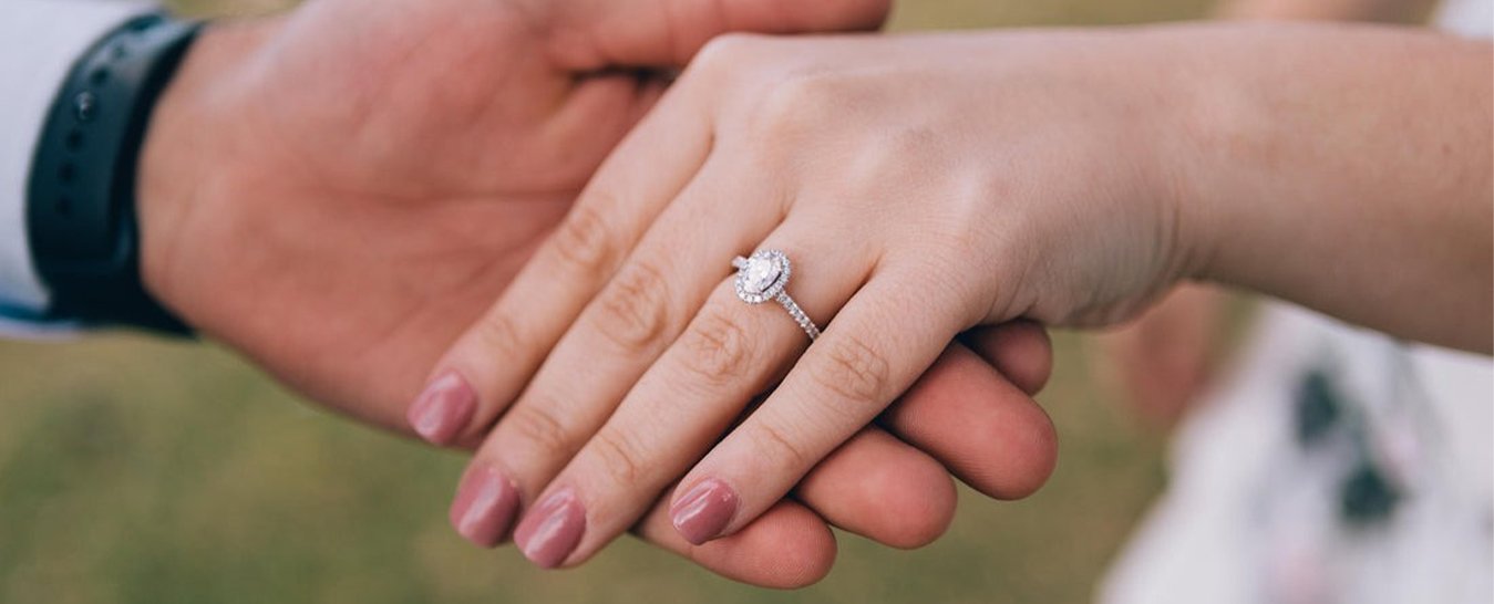 10 Best Eternity Rings: Timeless Symbols of Love - Blog Vocal